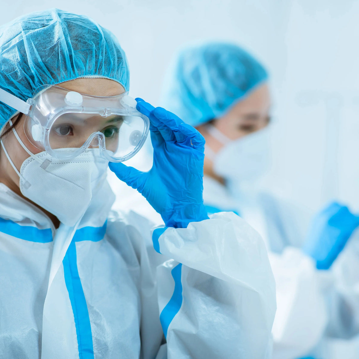 The Proper Use of Personal Protective Equipment (PPE) - Primis Medical