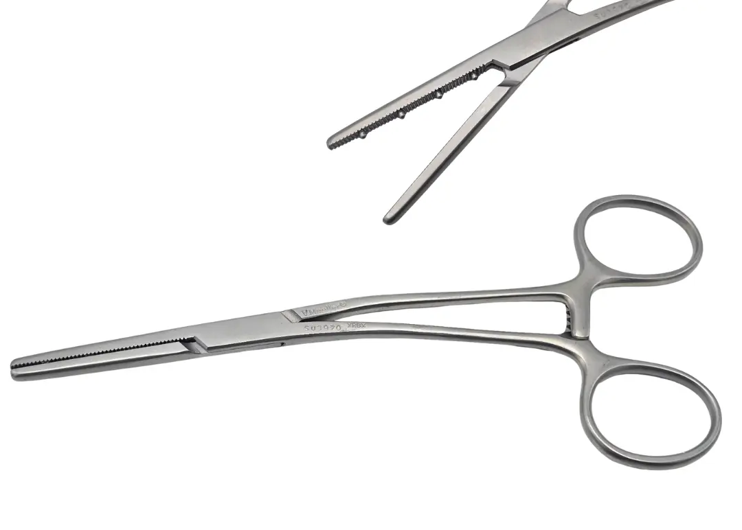 V. Mueller SU3970 Mastin Muscle Clamp 6.5 in Curved Shanks Surgical ...